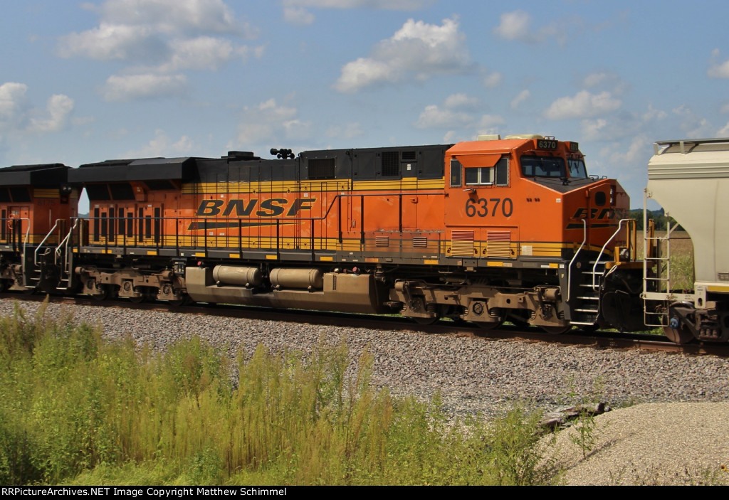 BNSF 6370